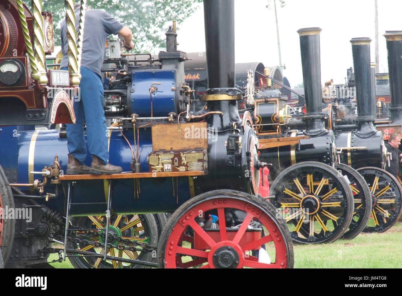 Steam power powered engine engines hi-res stock photography and images ...
