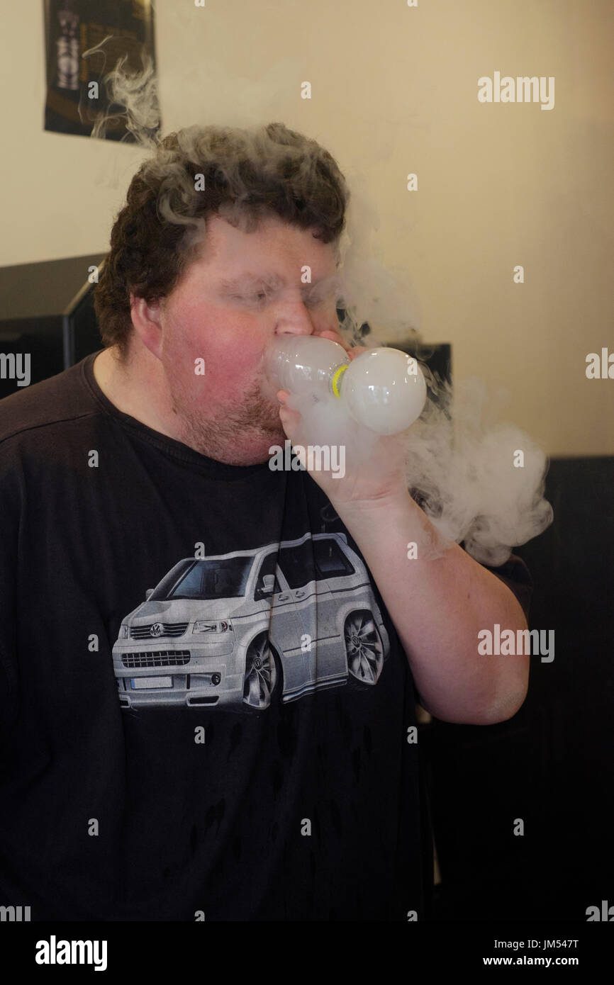 Vapes High Resolution Stock Photography and Images - Alamy