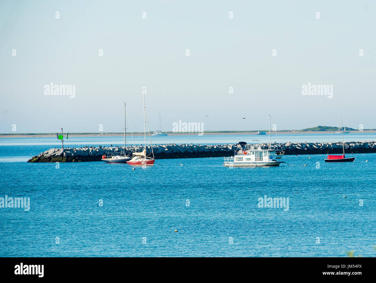 Across ocean hi-res stock photography and images - Alamy