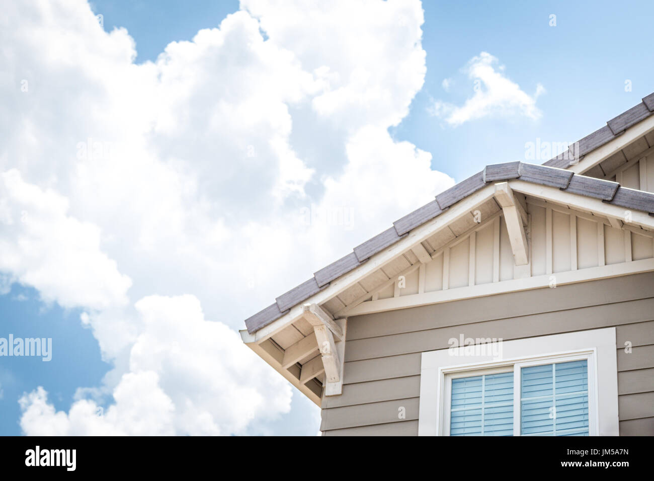 American roof top white paint hi-res stock photography and images - Alamy