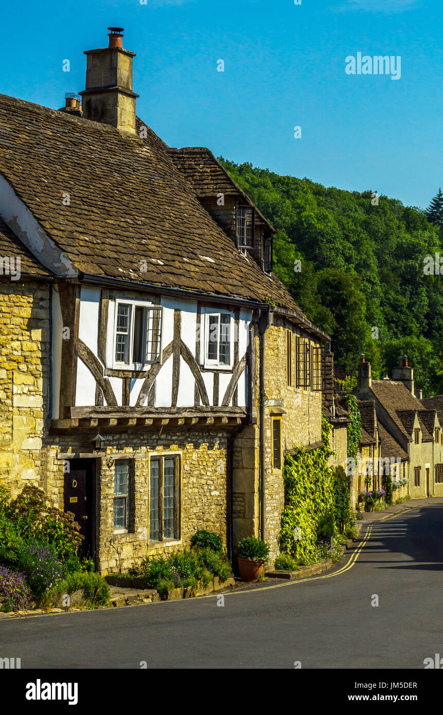 old English town and beautiful historic buildings, old street ...