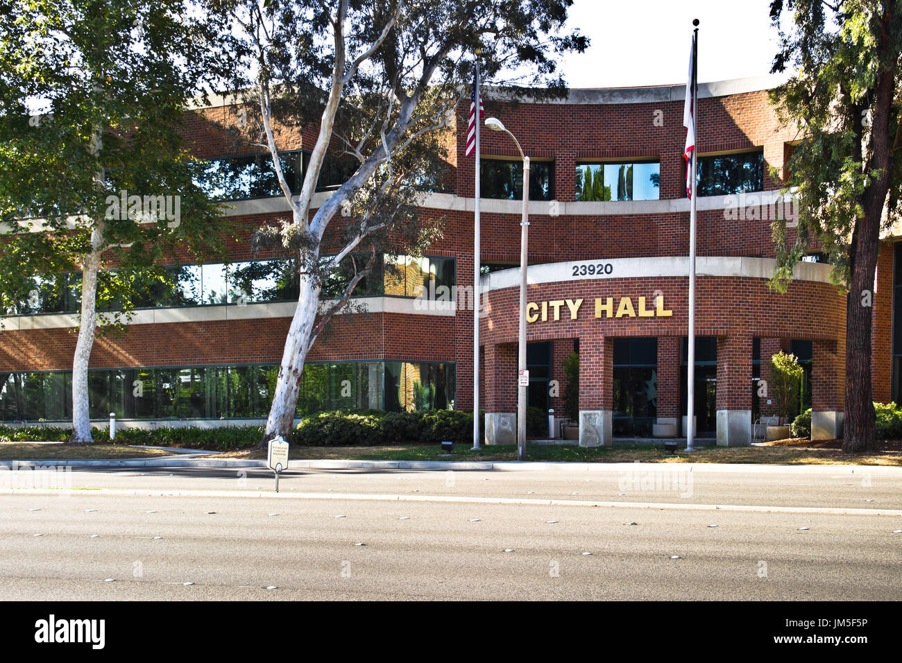 City hall front entrance hi-res stock photography and images - Alamy