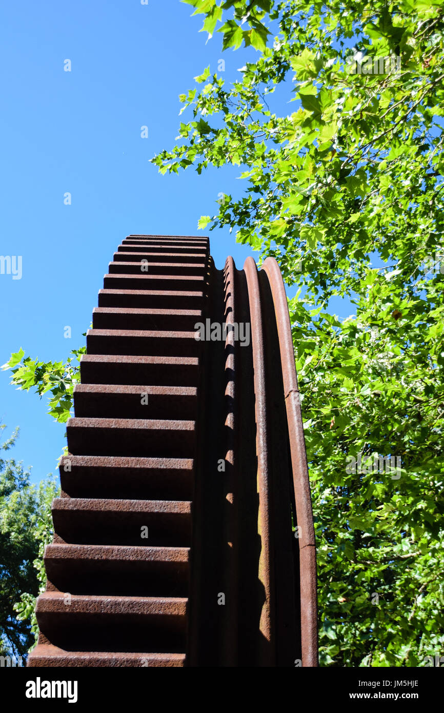 Historical wheel at the top of Funicular de Artxanda - funicular ...