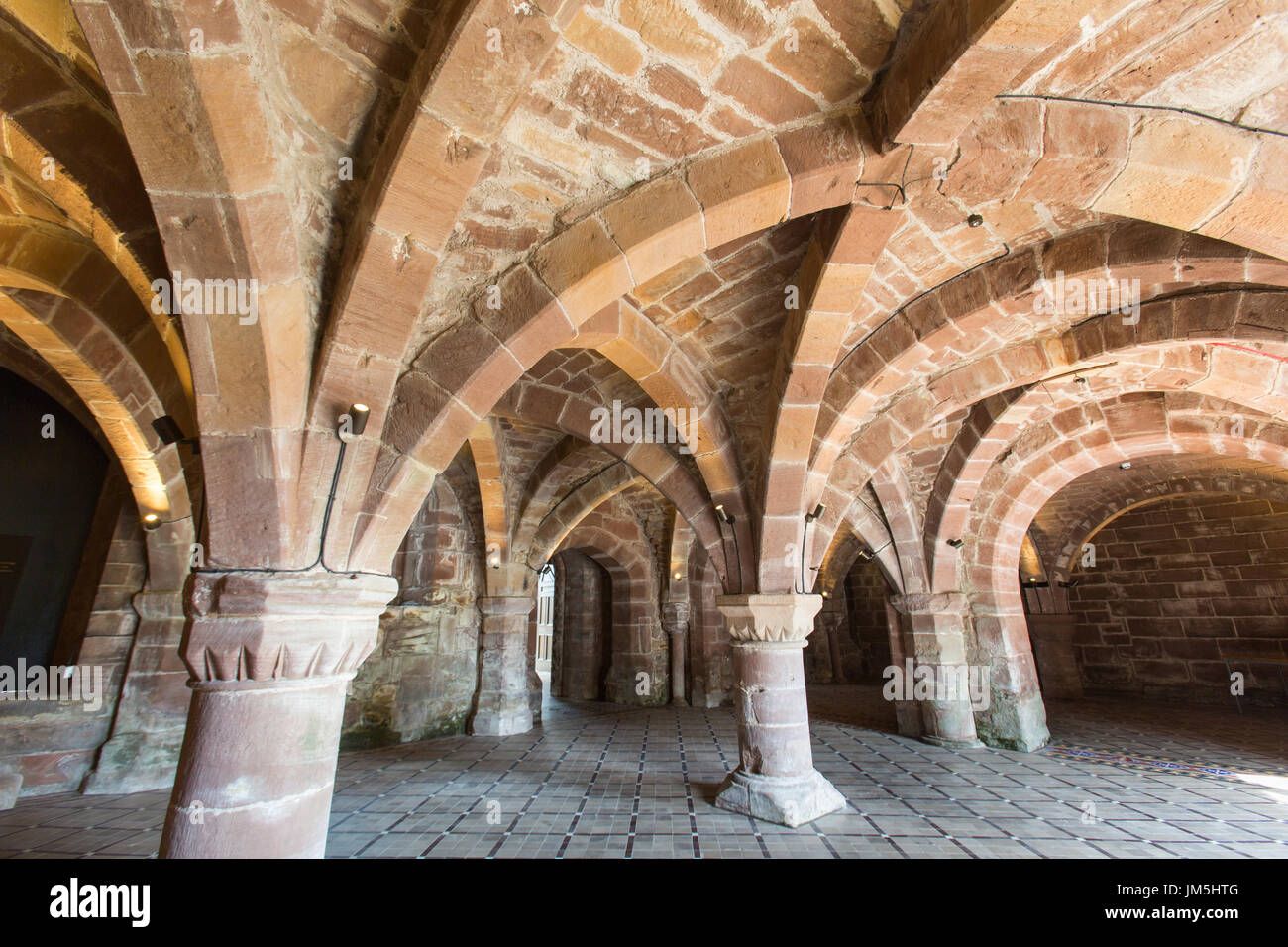 British historic museum medieval hi-res stock photography and images ...