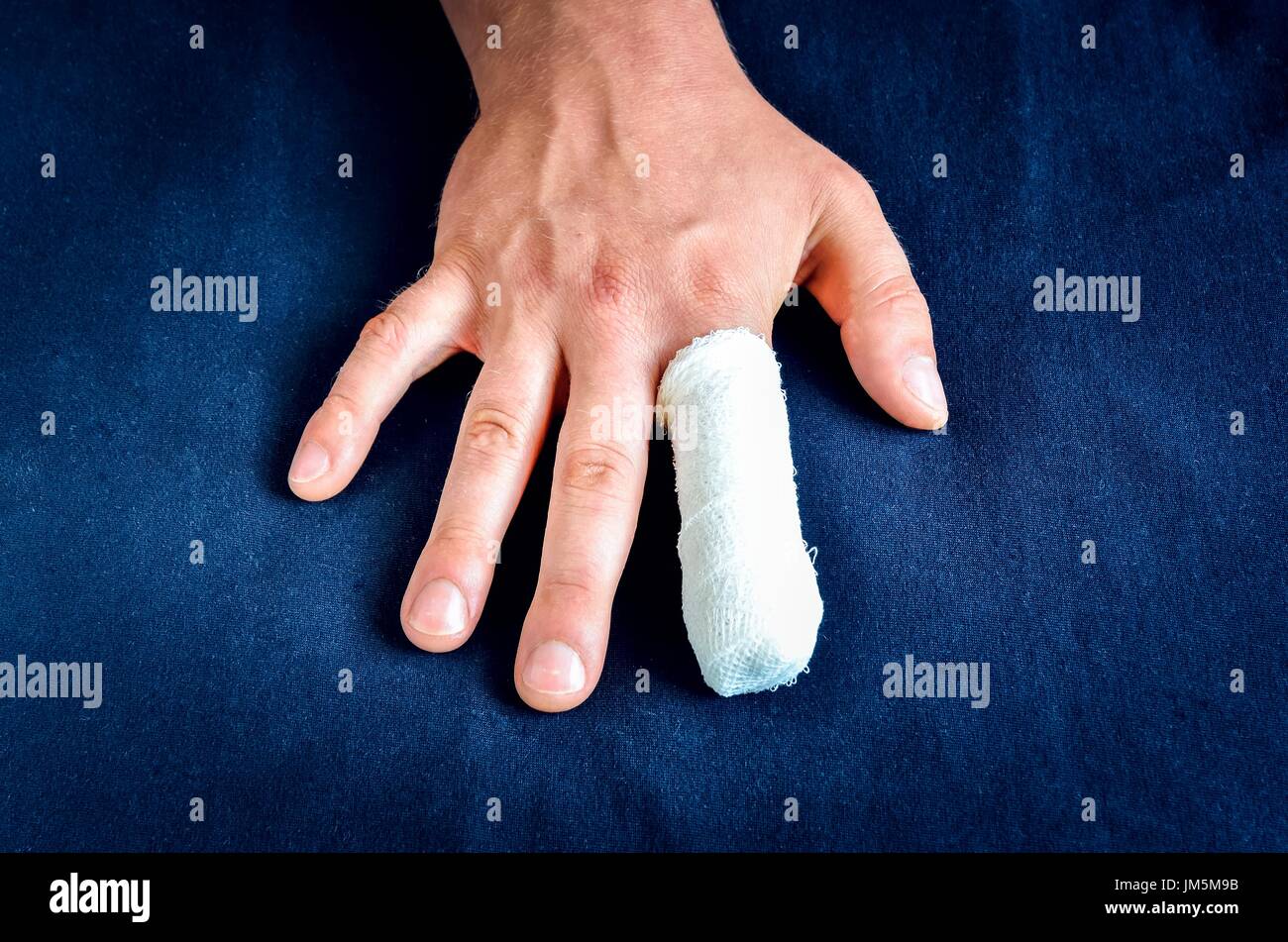 Finger bandage hi-res stock photography and images - Alamy