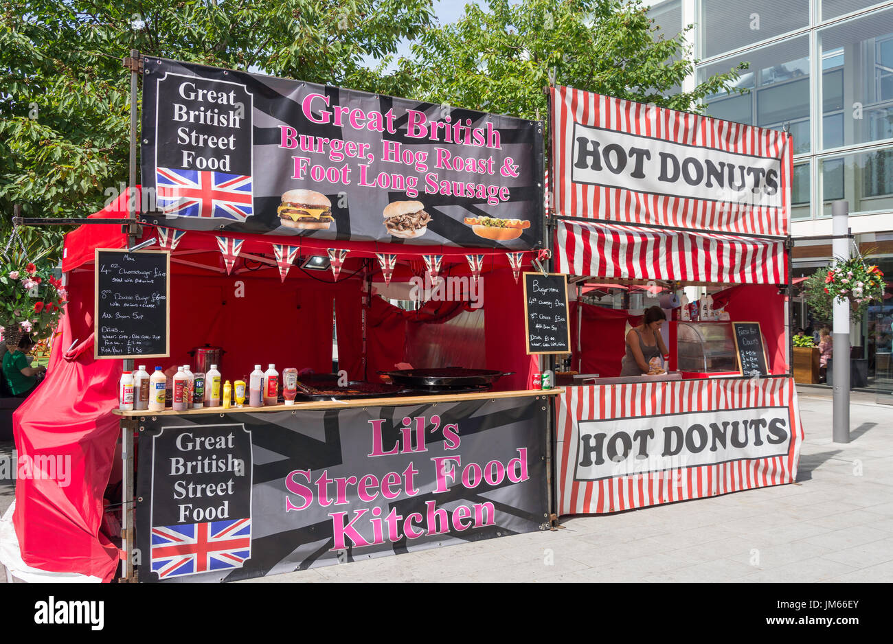 Outdoor food stalls at Milton Keynes Shopping Centre (The Centre mk ...