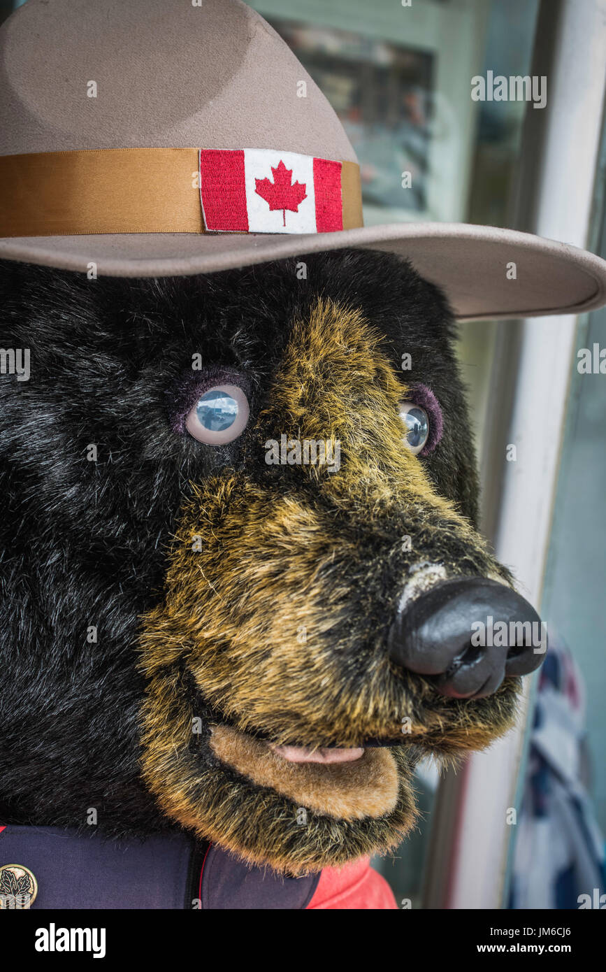 Canadian mounted police hat hi-res stock photography and images - Alamy