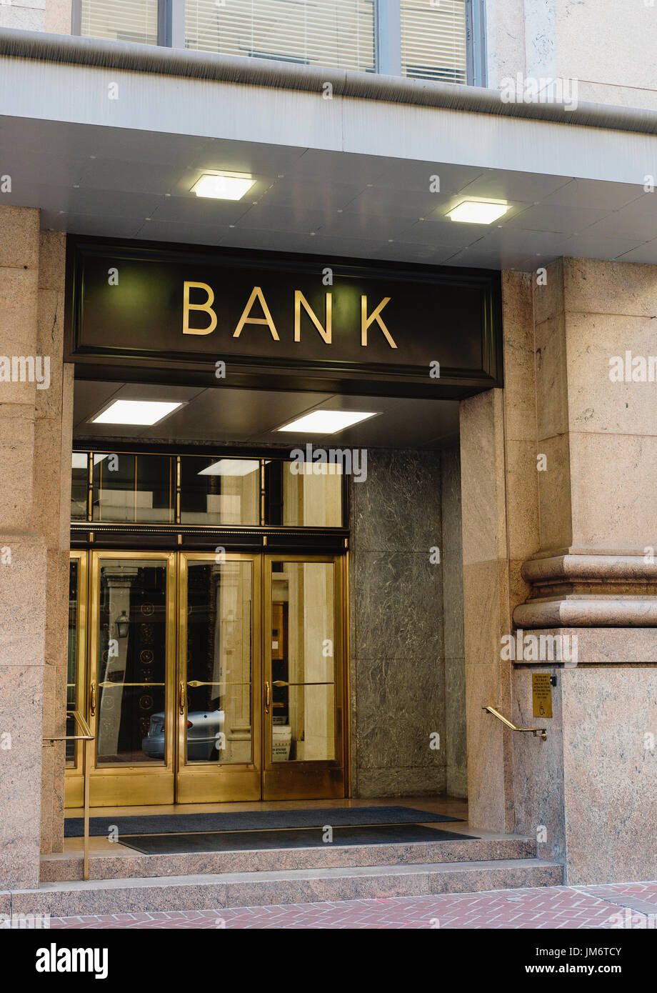 The entrance to a bank Stock Photo - Alamy