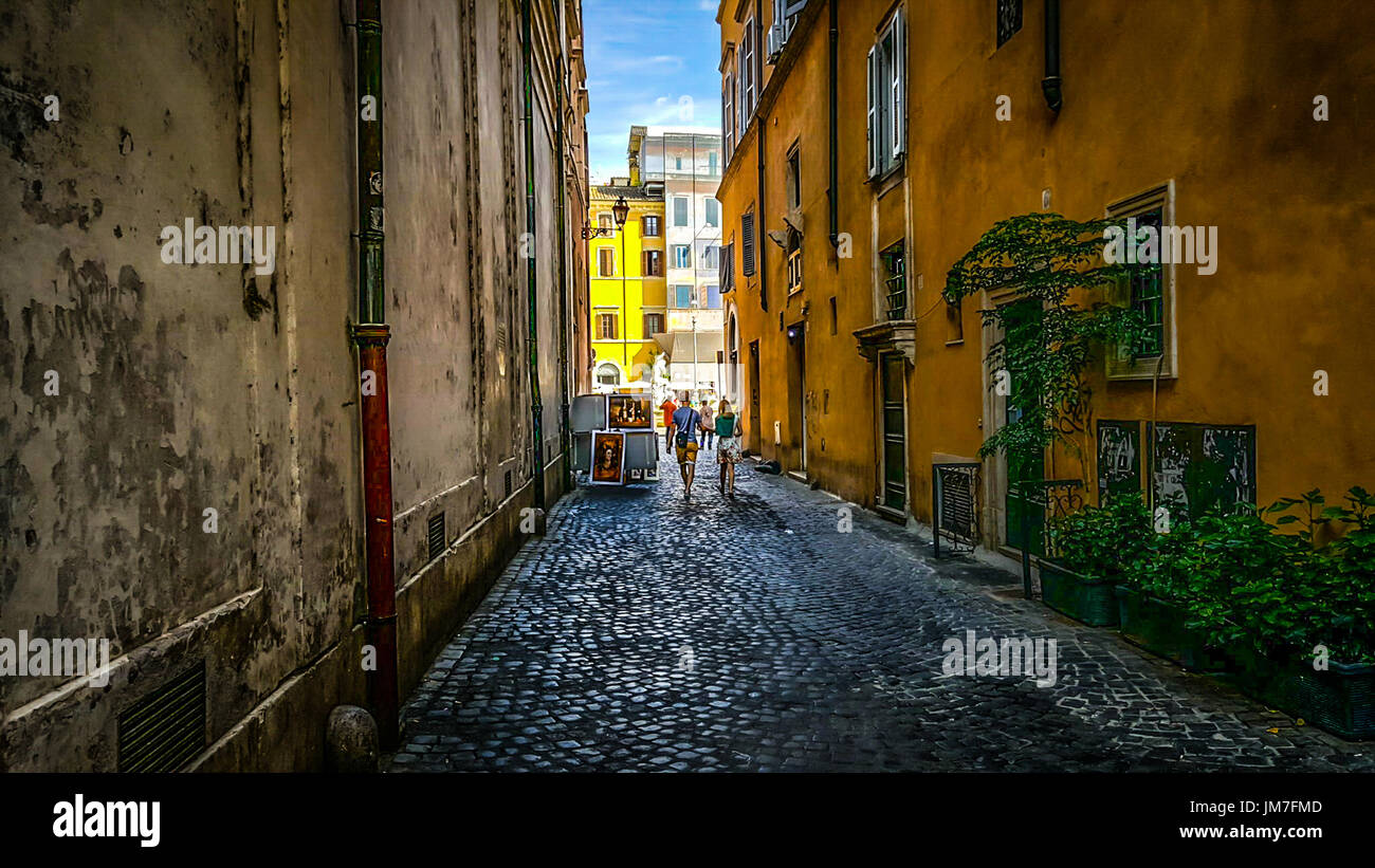 Colorful alley in rome hi-res stock photography and images - Alamy