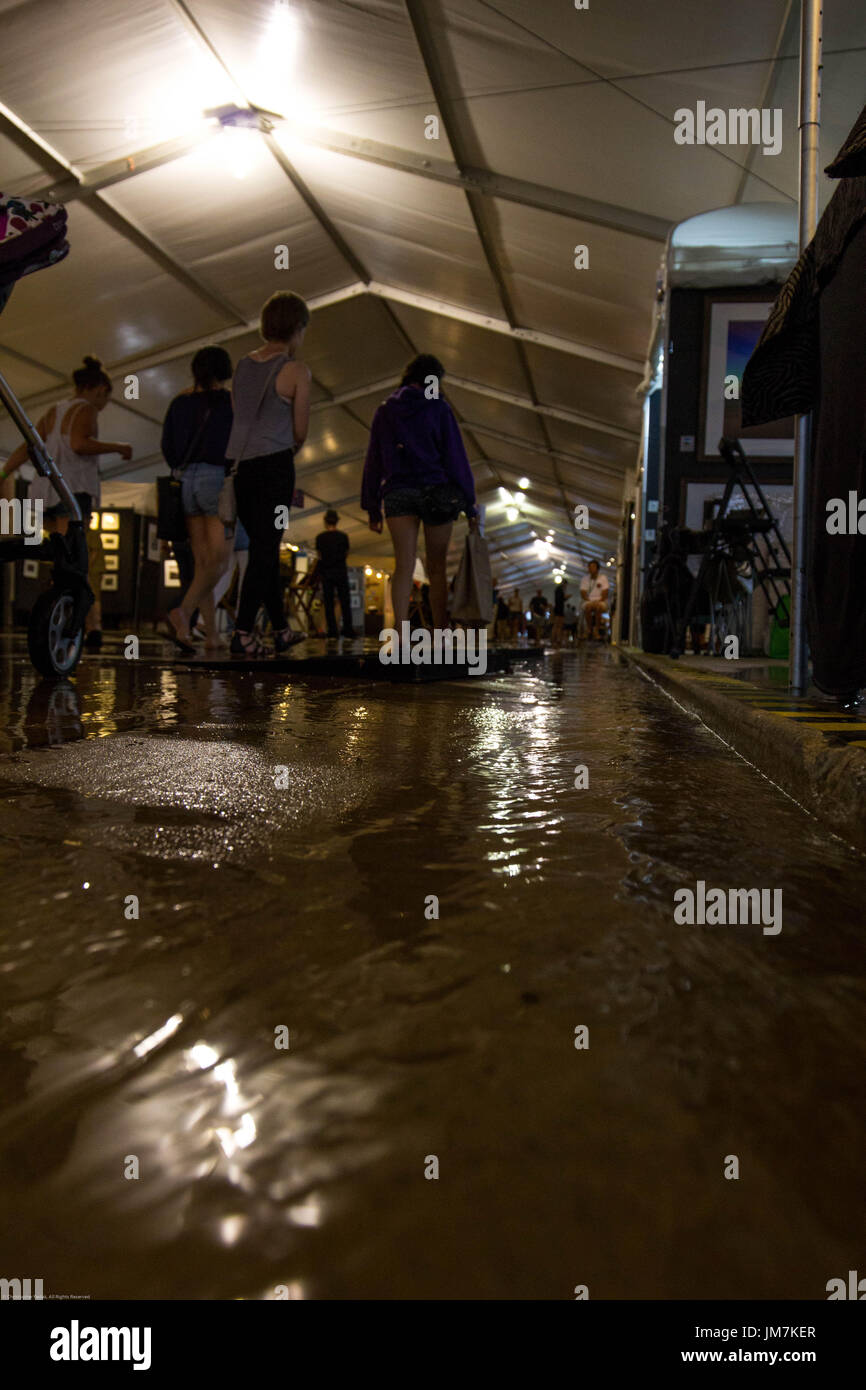 Candid day hi-res stock photography and images - Alamy
