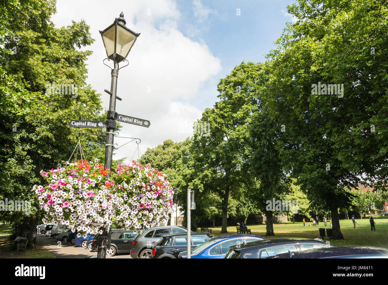 Capital ring london hi-res stock photography and images - Alamy