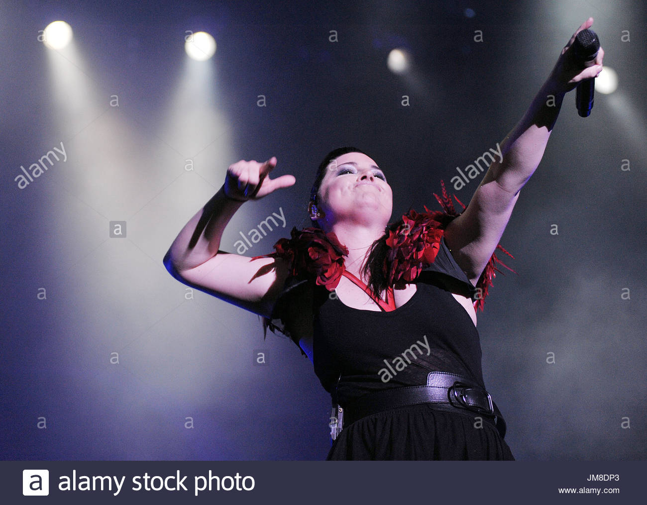Amy Lee Evanescence High Resolution Stock Photography and Images - Alamy