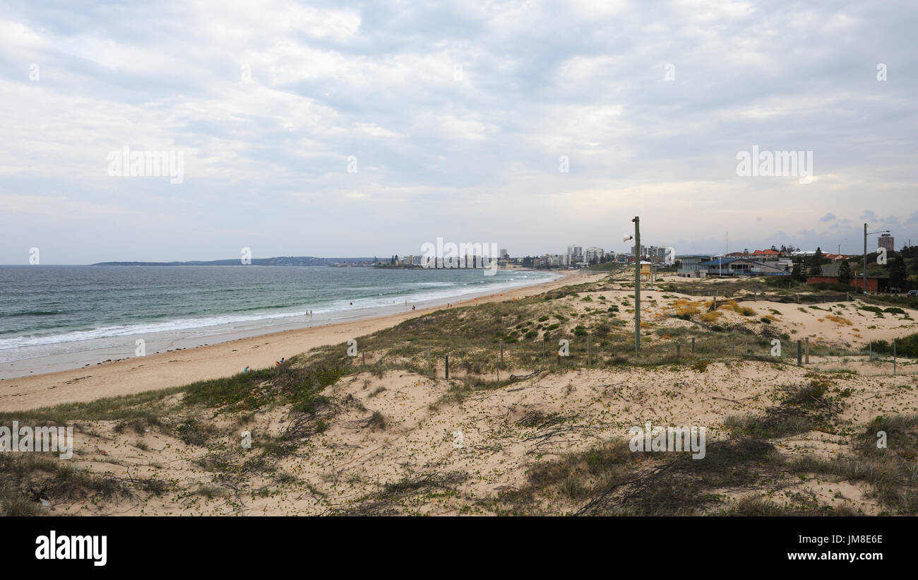 Cronulla beach hi-res stock photography and images - Alamy