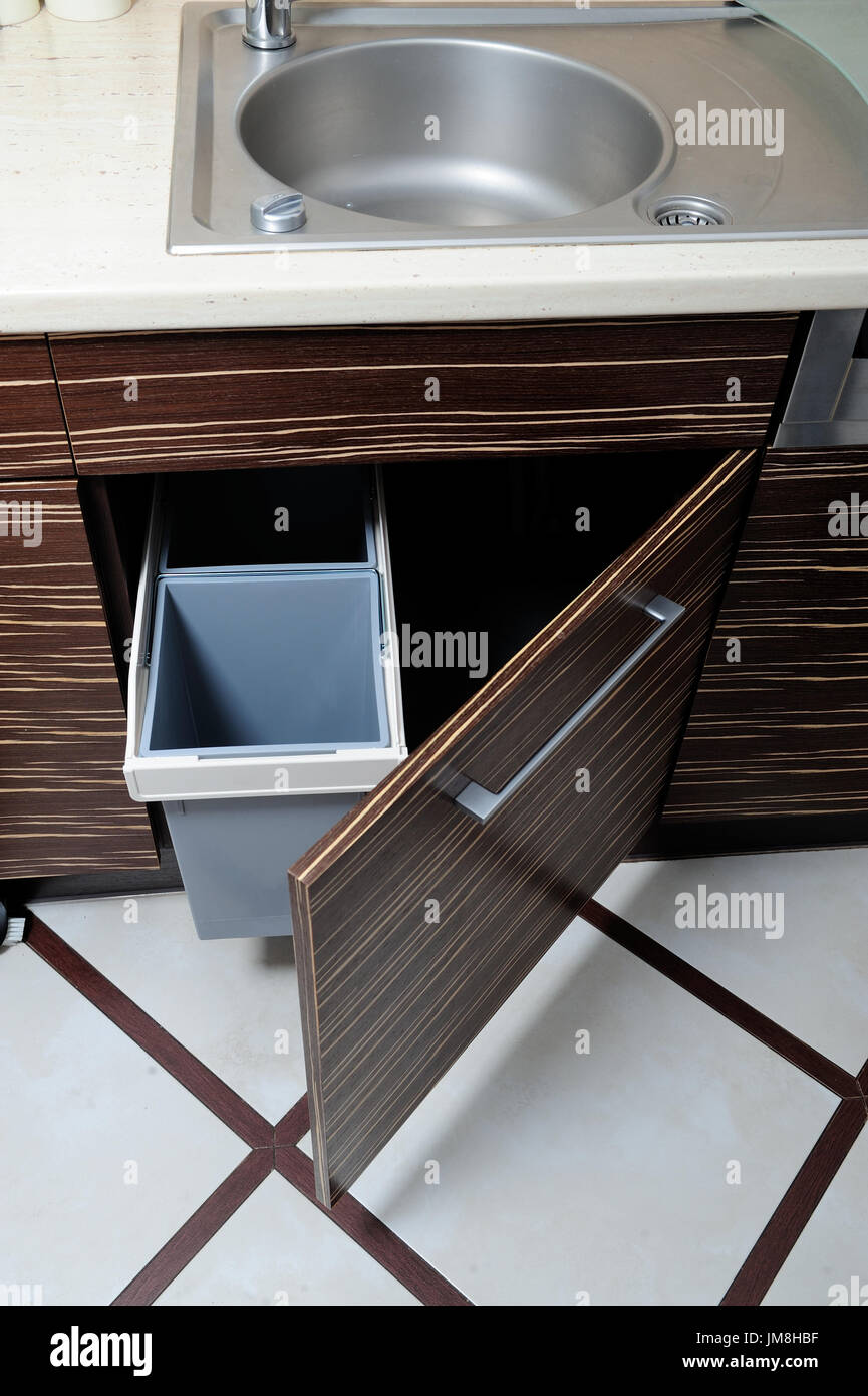 Cleanliness of home hi-res stock photography and images - Alamy