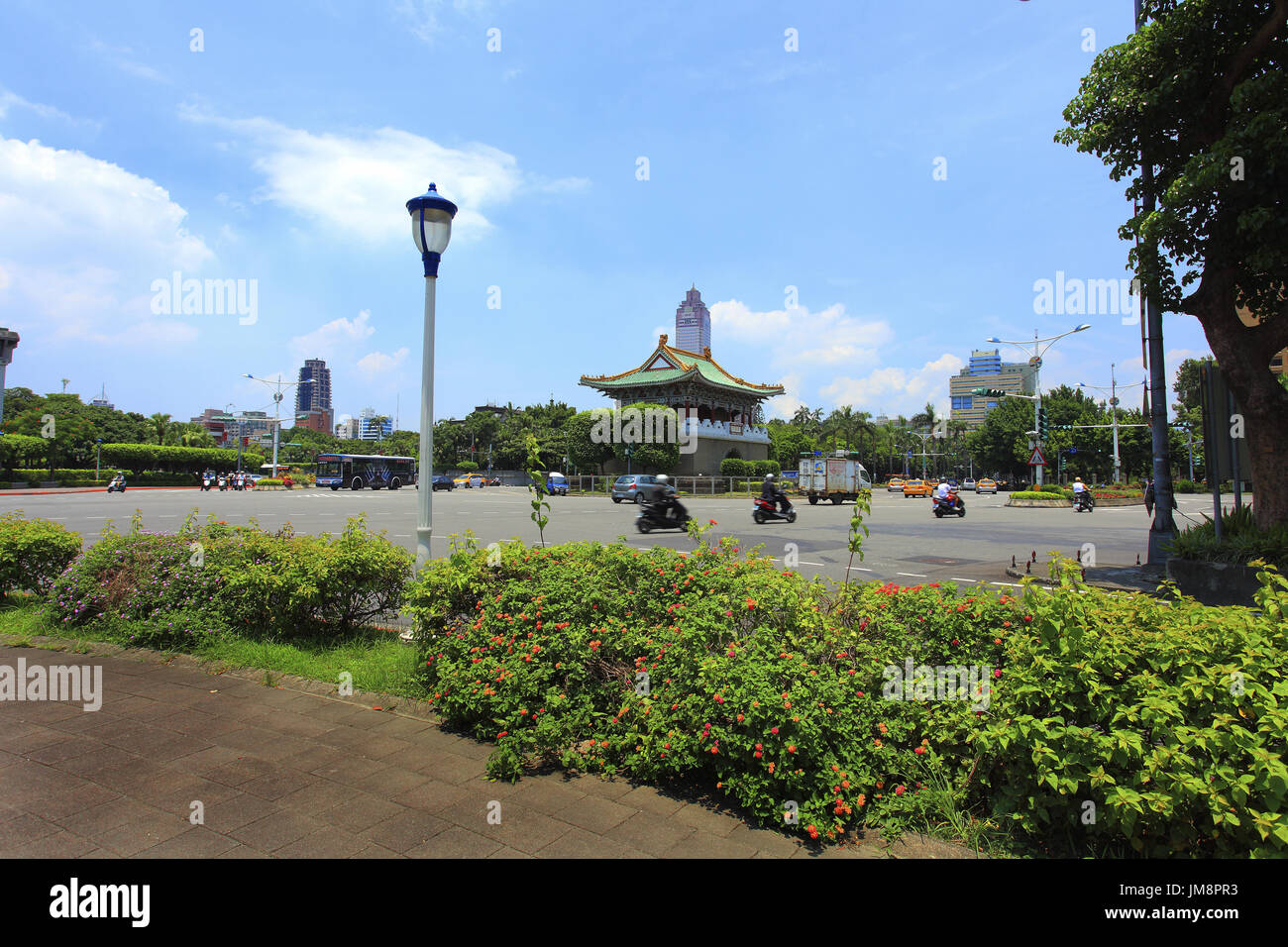 Shin Kong Life Tower High Resolution Stock Photography and Images - Alamy