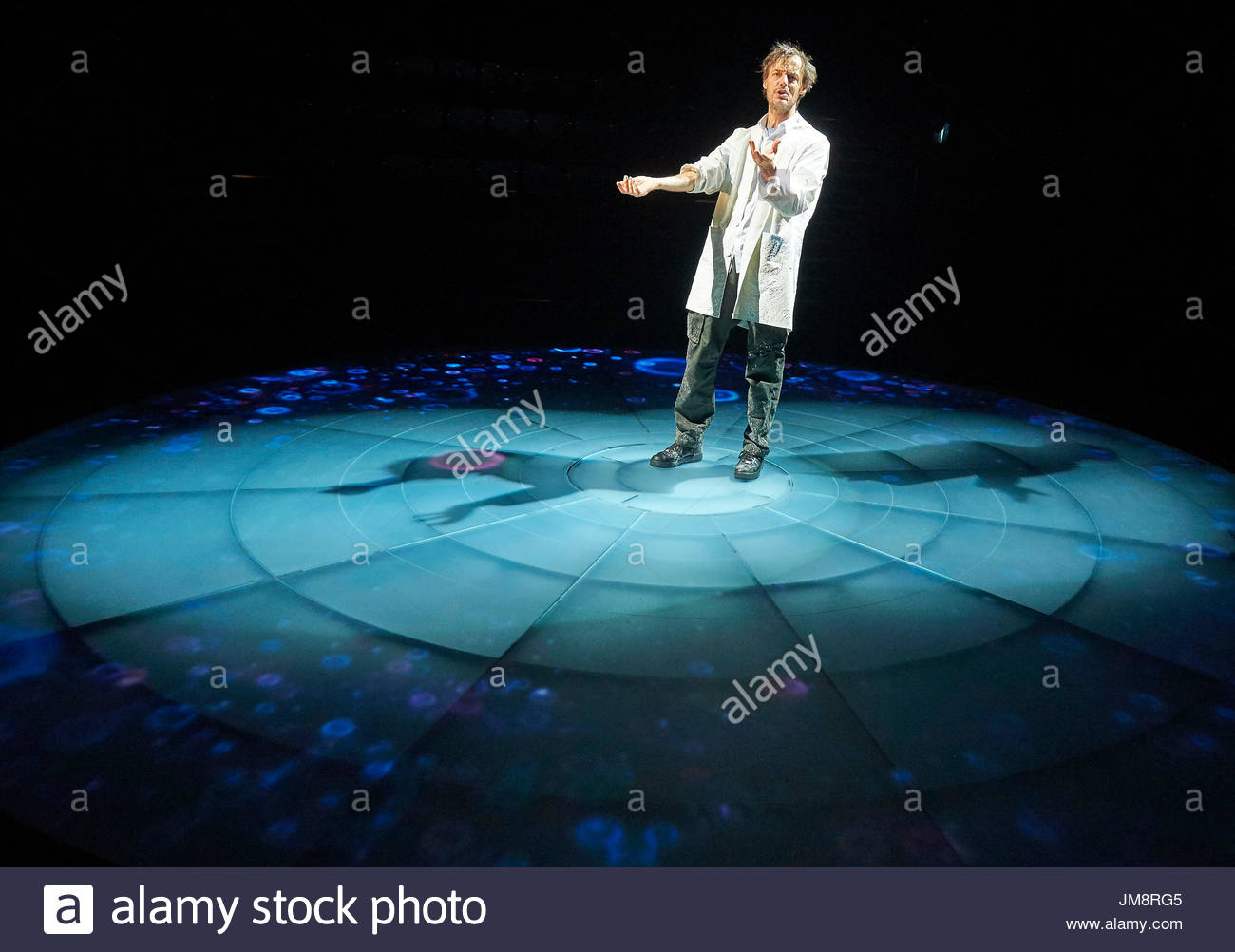 Katrina Lindsay High Resolution Stock Photography and Images - Alamy