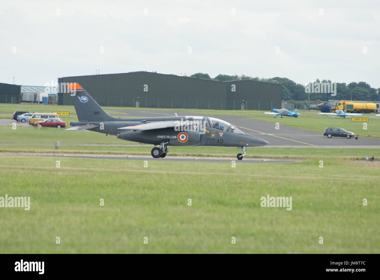 Isis fighter hi-res stock photography and images - Alamy