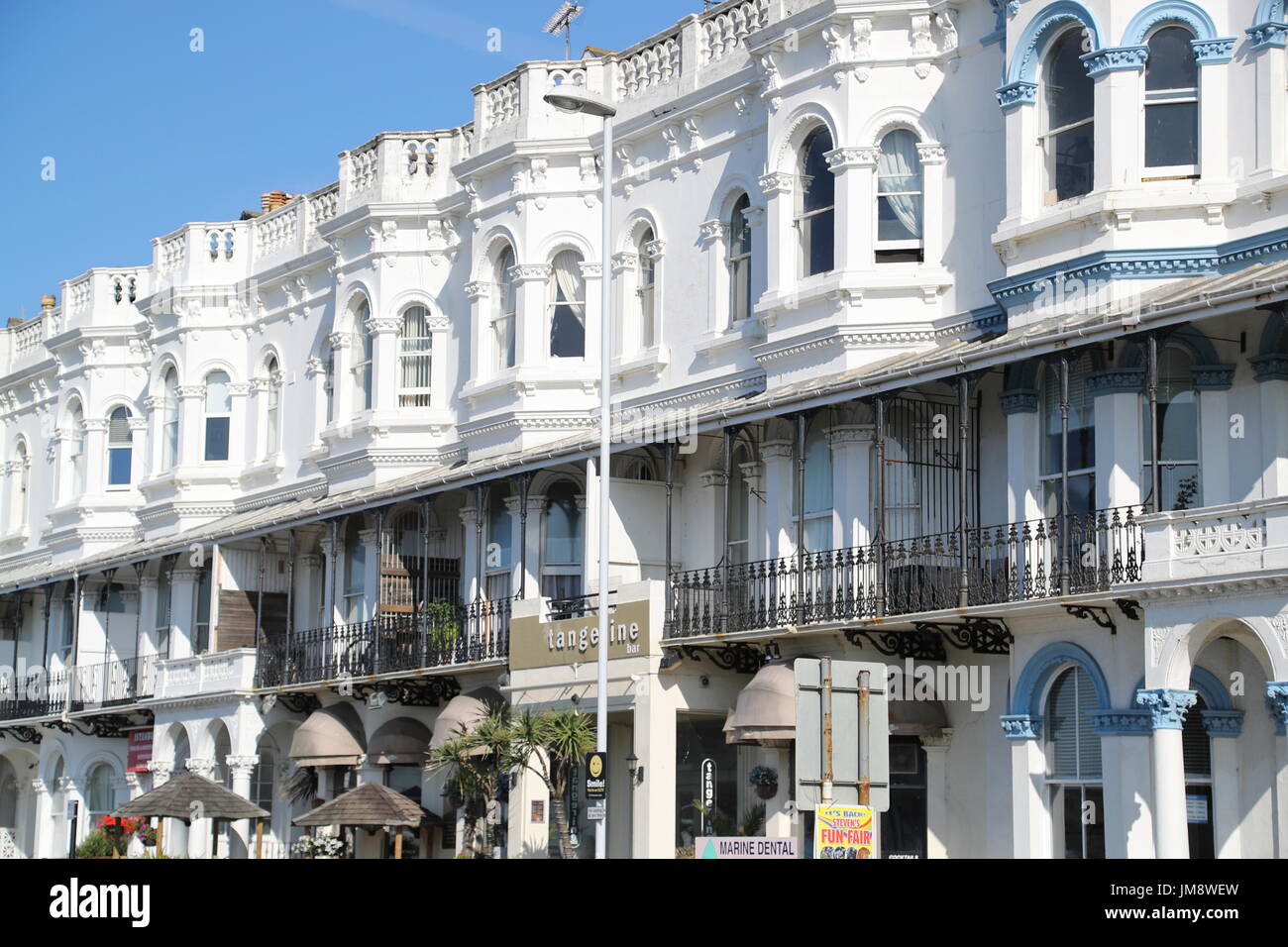 Worthing west sussex uk hi-res stock photography and images - Alamy