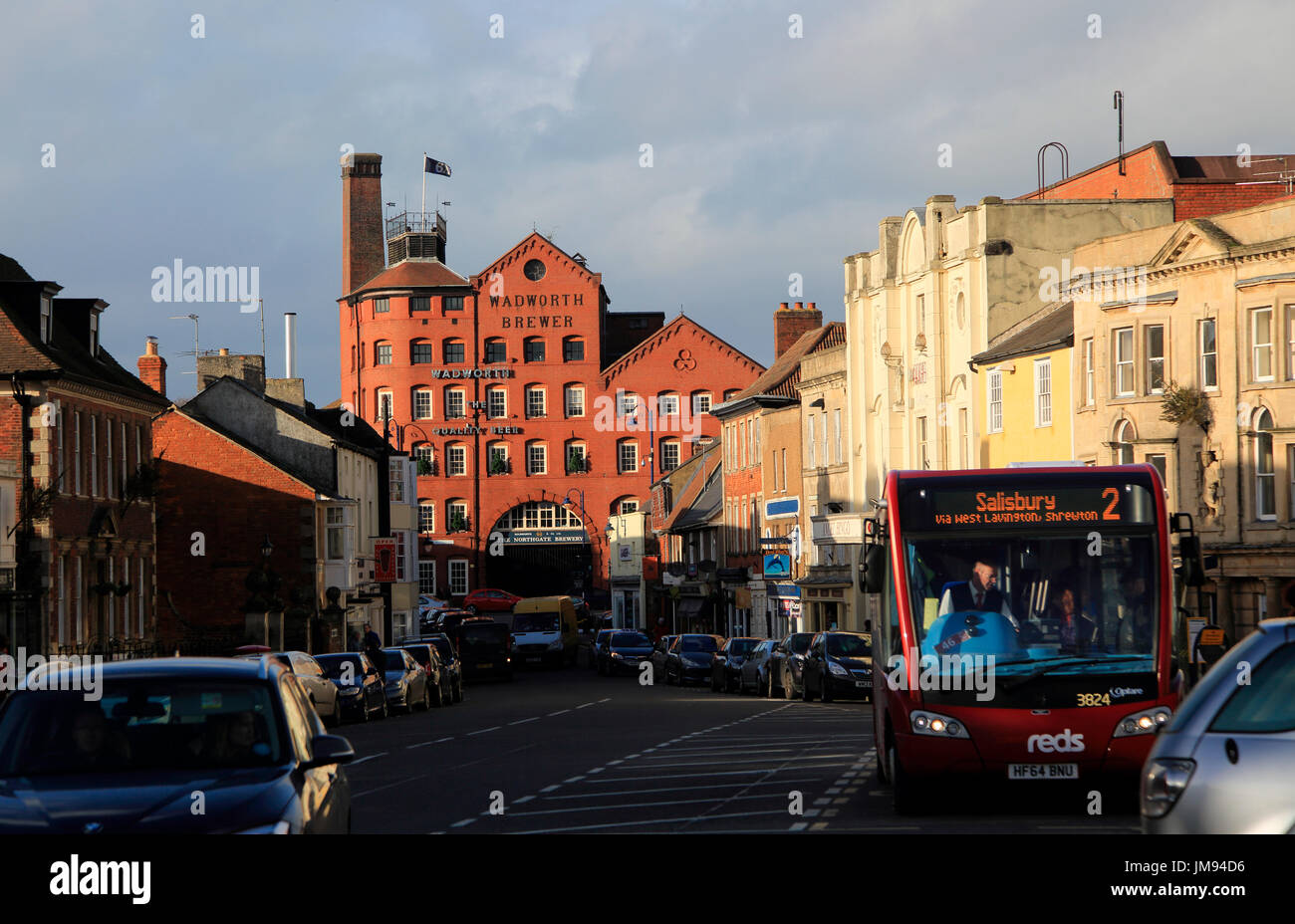 Town centre Devizes, Wiltshire, England, UK view to Victorian building ...