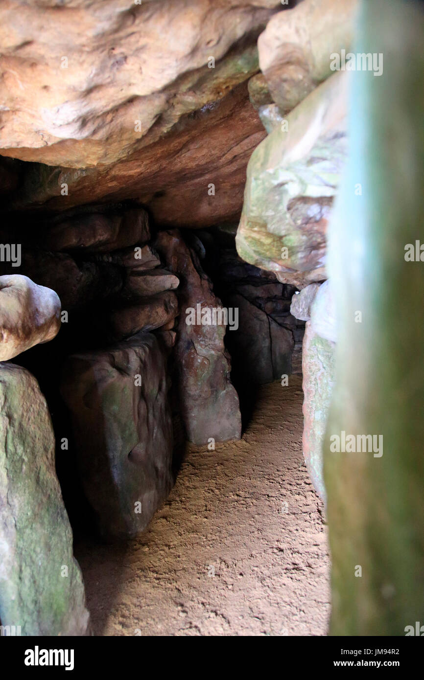 West Kennet neolithic long barrow chambered tomb , Wiltshire, England ...