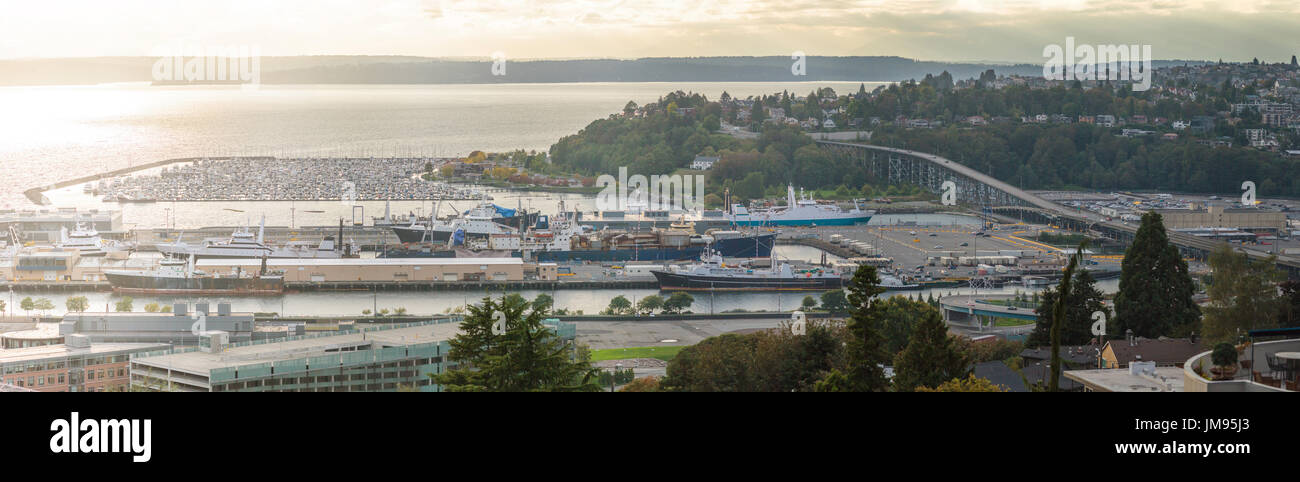 Seattle container terminal hi-res stock photography and images - Alamy