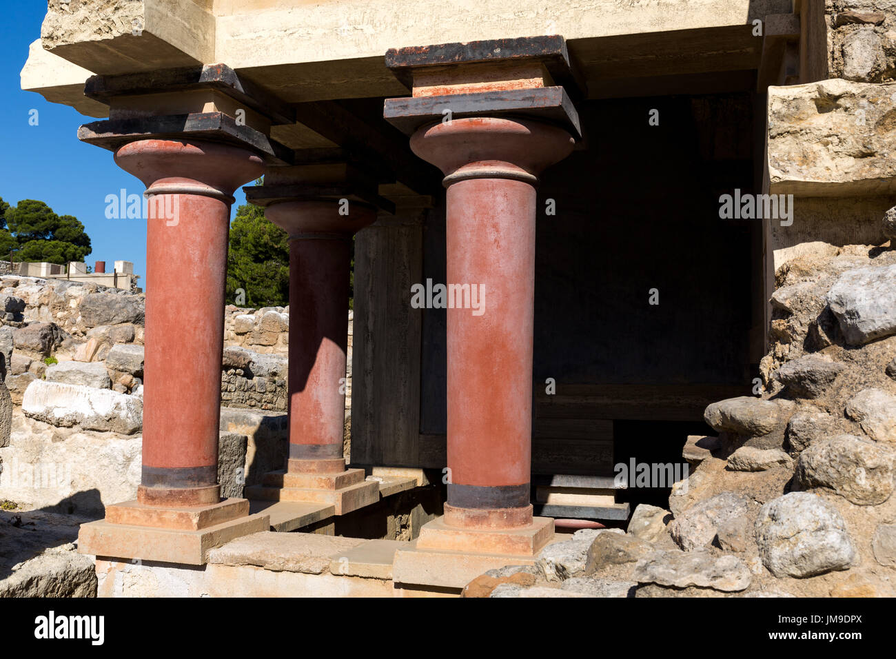 Archeology. Knossos Palace circa1500 BC Crete Greece Stock Photo - Alamy