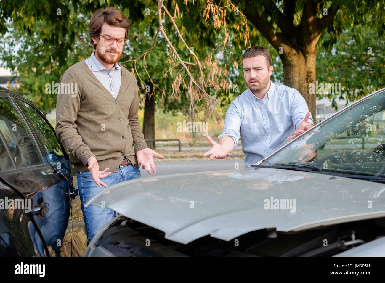 Car quarrel hi-res stock photography and images - Alamy