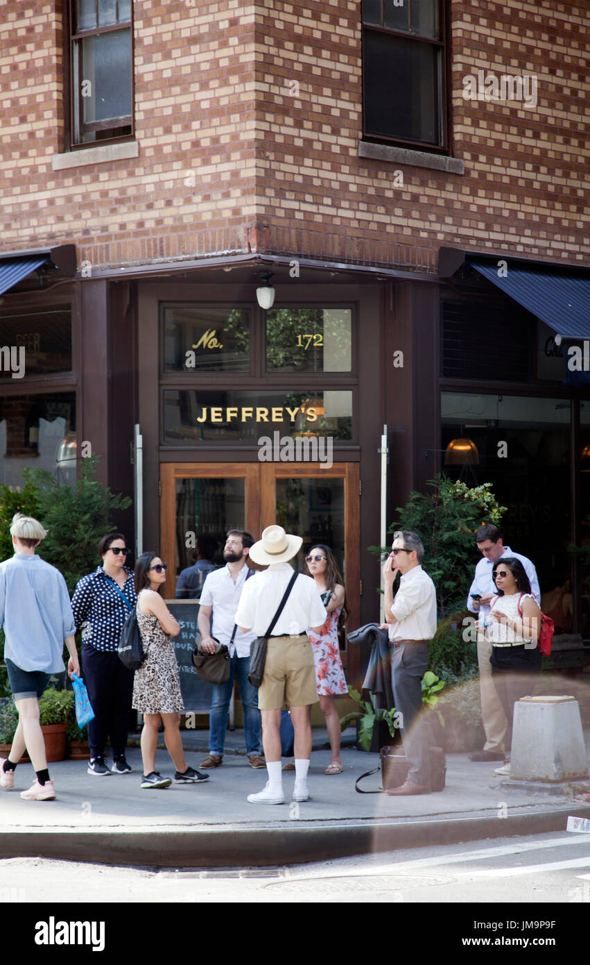 Jeffrey's grocery hi-res stock photography and images - Alamy