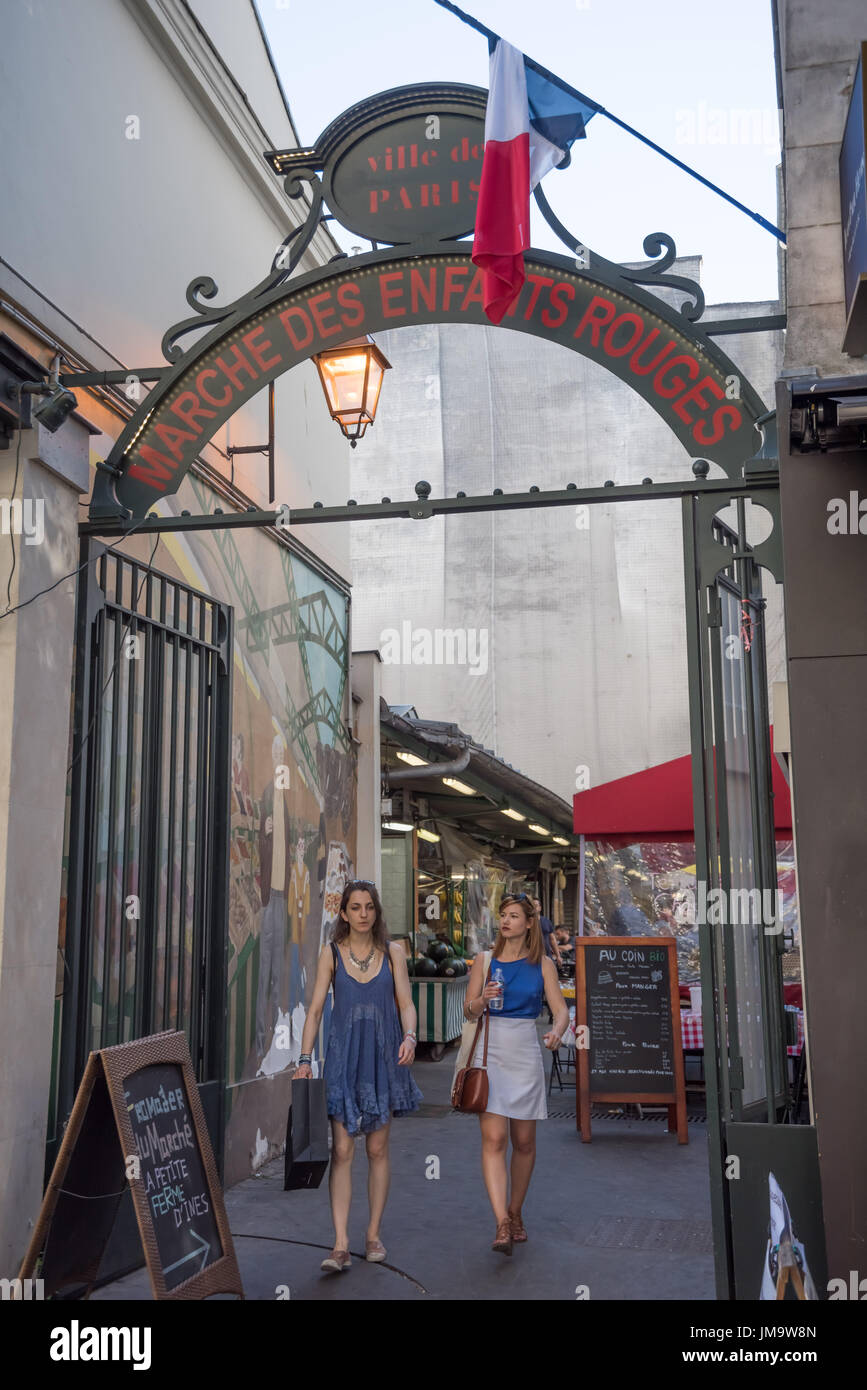 Marché des enfants rouges paris hi-res stock photography and images - Alamy