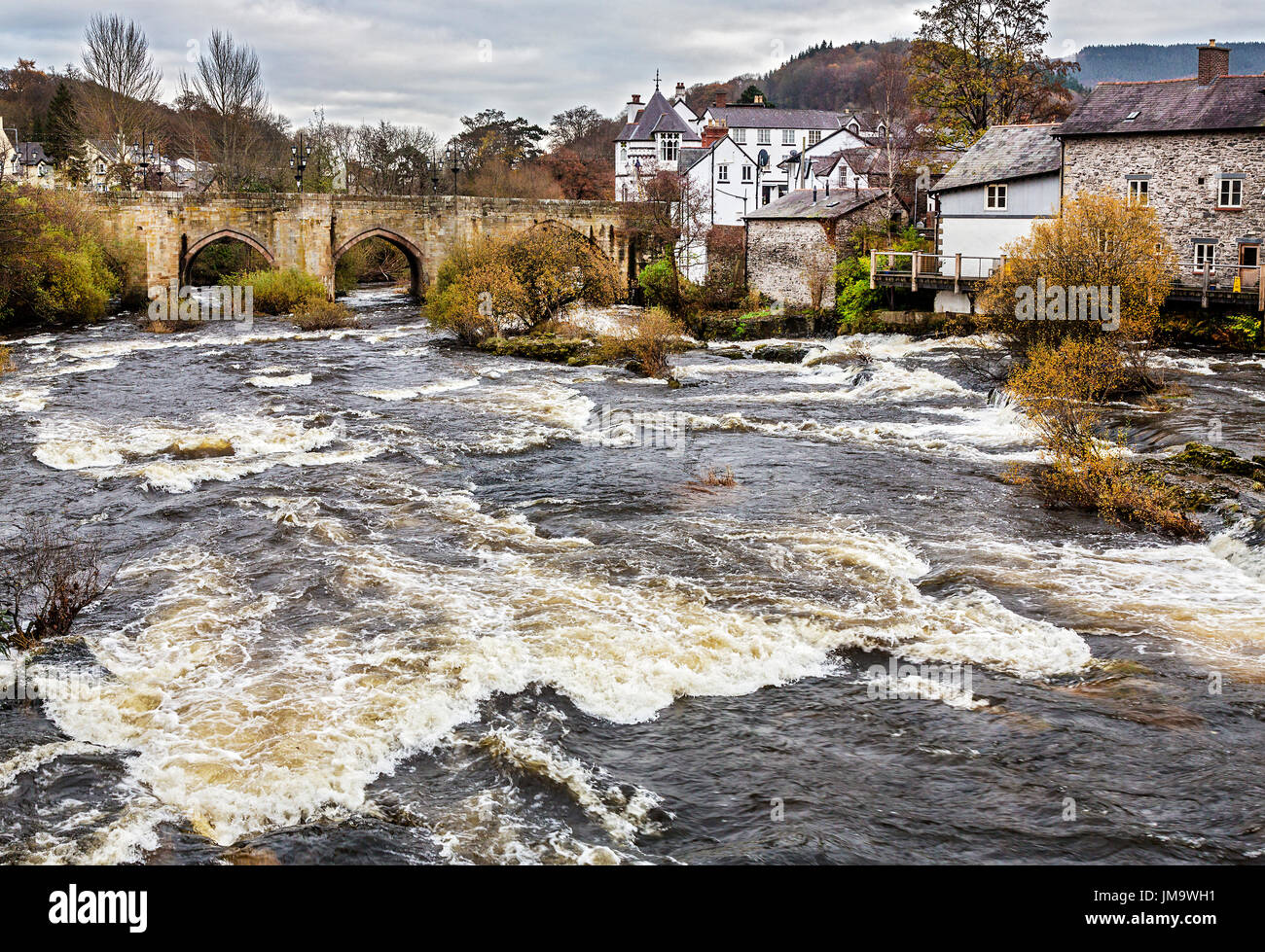 Llangollen winter hi-res stock photography and images - Alamy