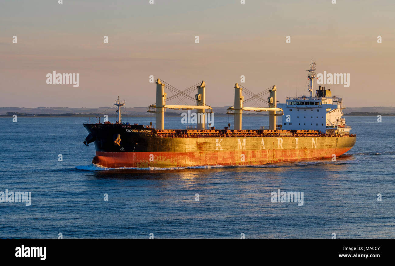 Ship humber river hi-res stock photography and images - Alamy