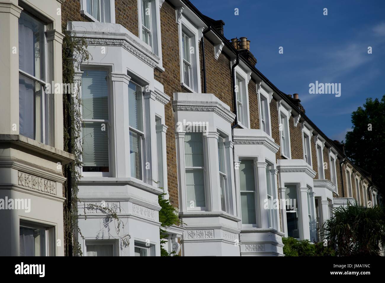 Terraced houses across the UK Stock Photo - Alamy