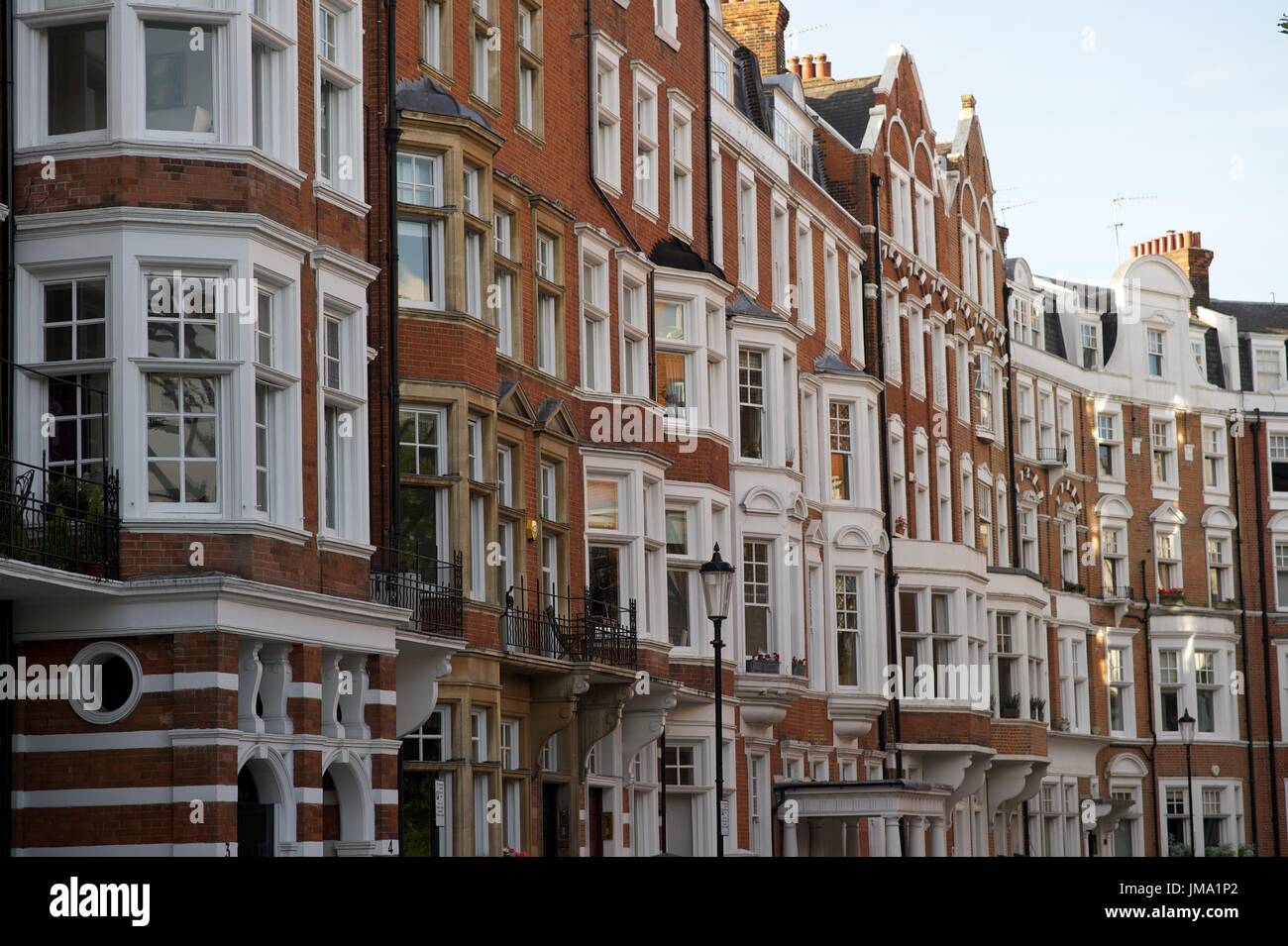 Terraced houses across the UK Stock Photo - Alamy