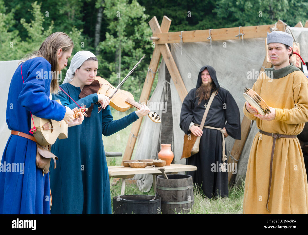 Old traditional stringed instruments hi-res stock photography and ...