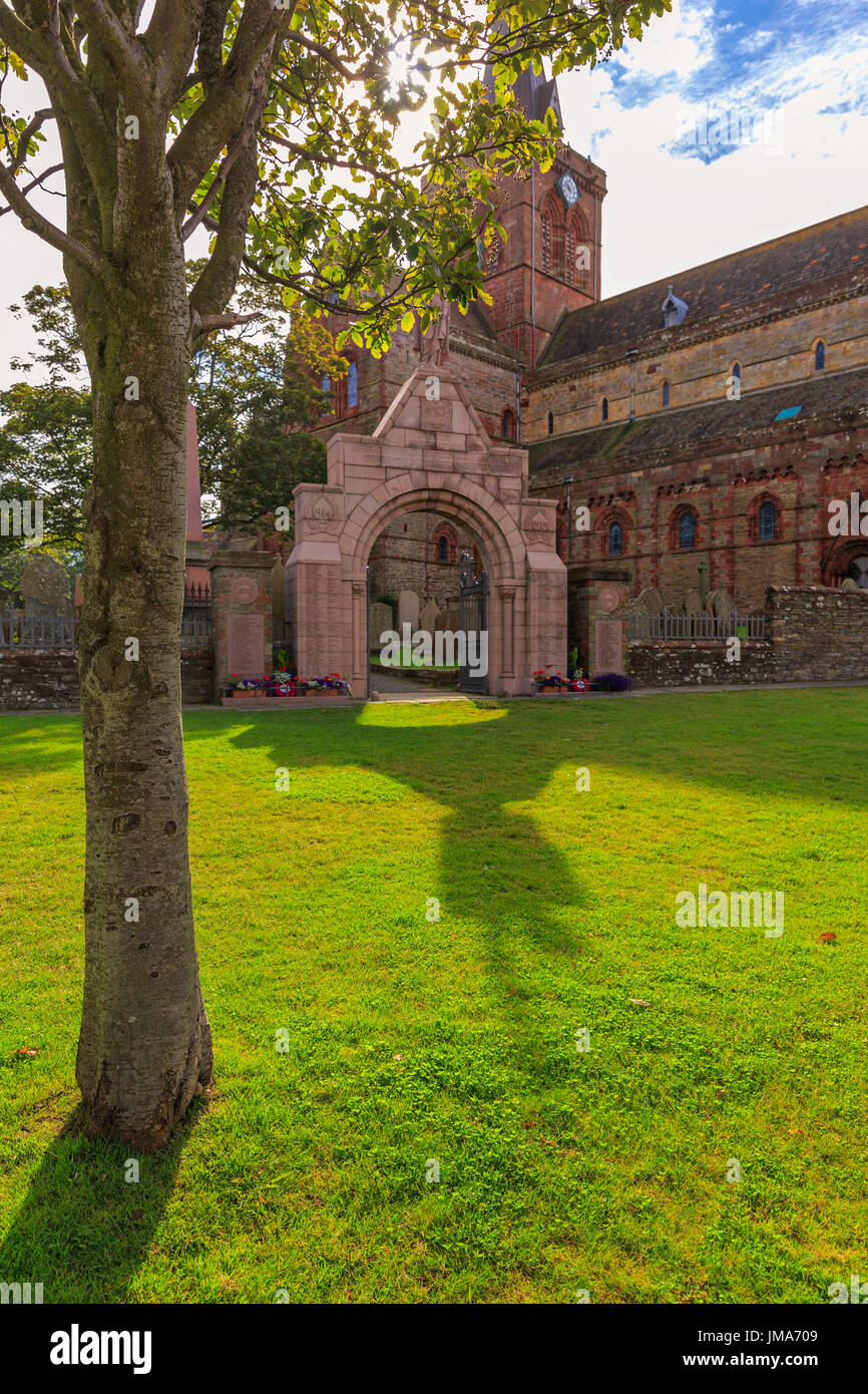 St Magnus Cathedral, Kirkwall city, Orkney Mainland, Scotland, United ...