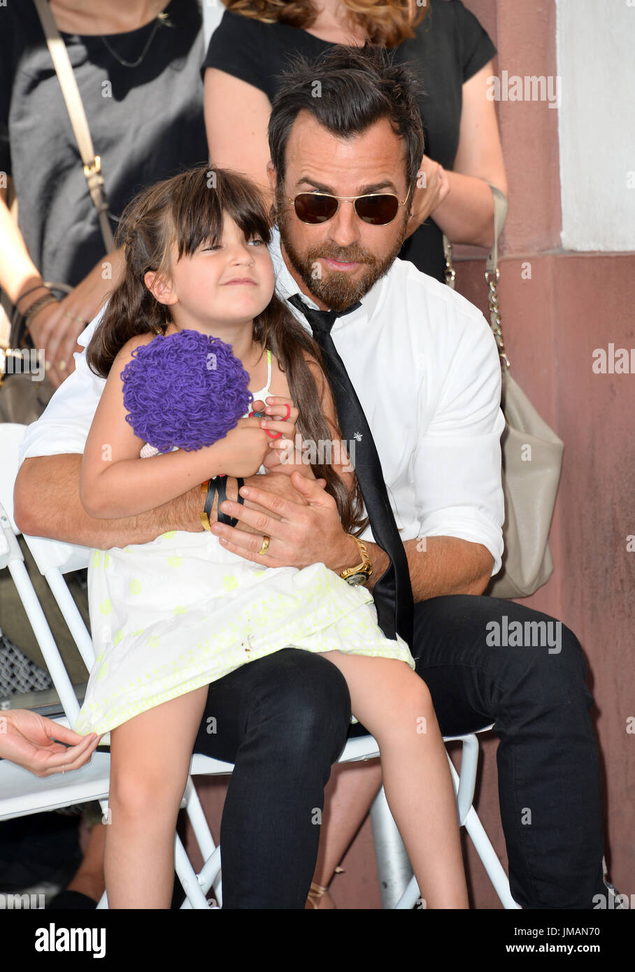 Jason bateman and maple sylvie bateman hi-res stock photography and ...