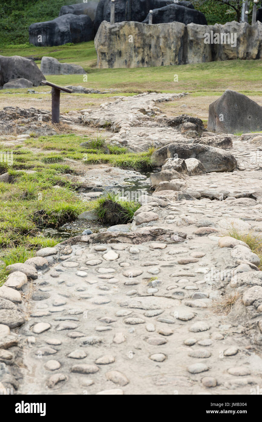 Rock walkway hi-res stock photography and images - Alamy