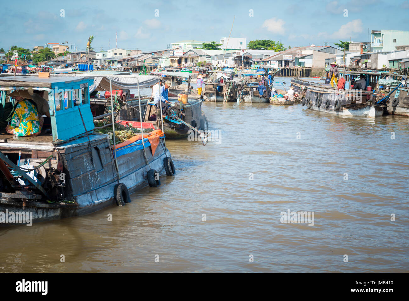 Mekong floating market Stock Photo - Alamy