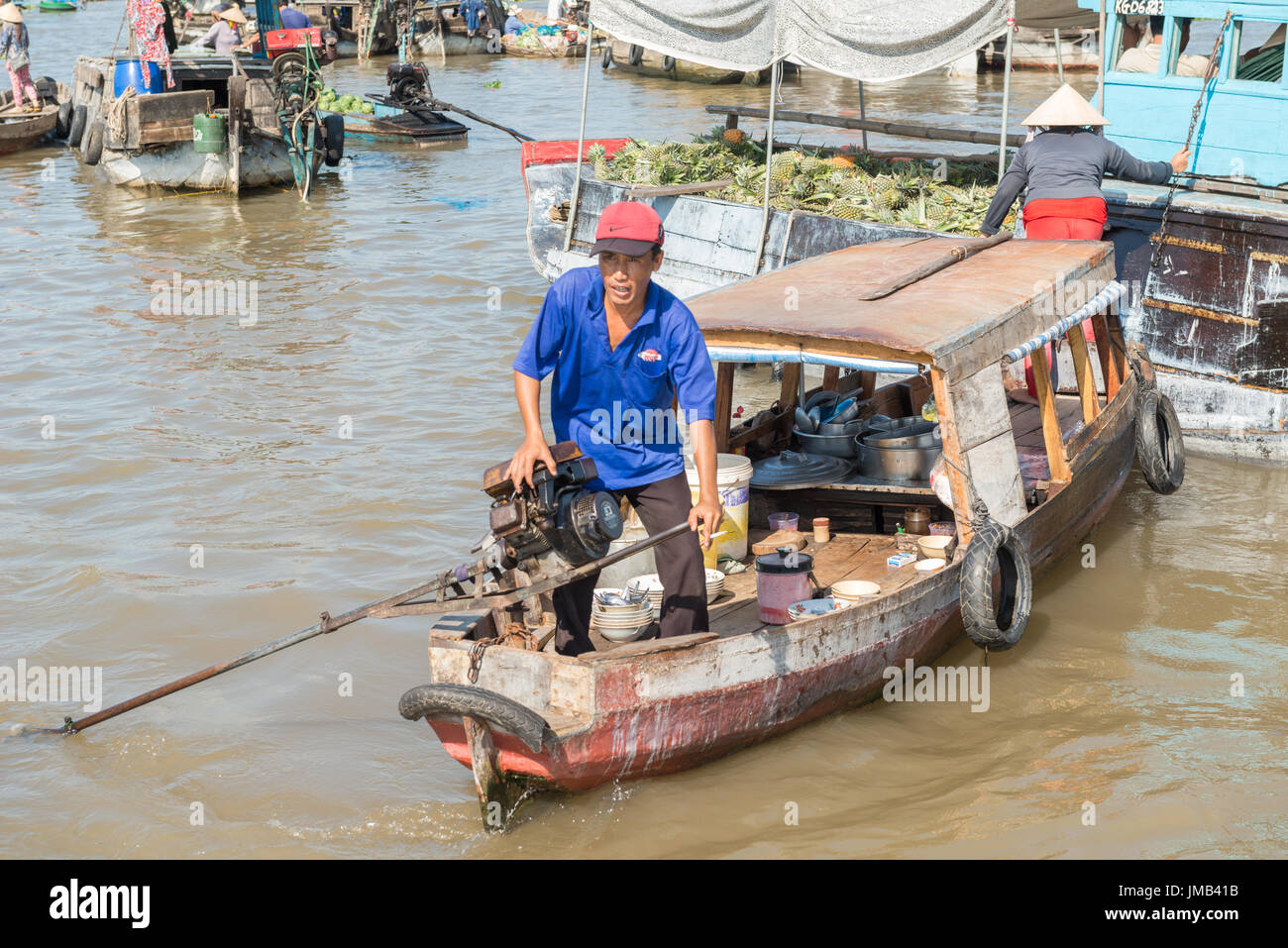 Mekong floating market Stock Photo - Alamy