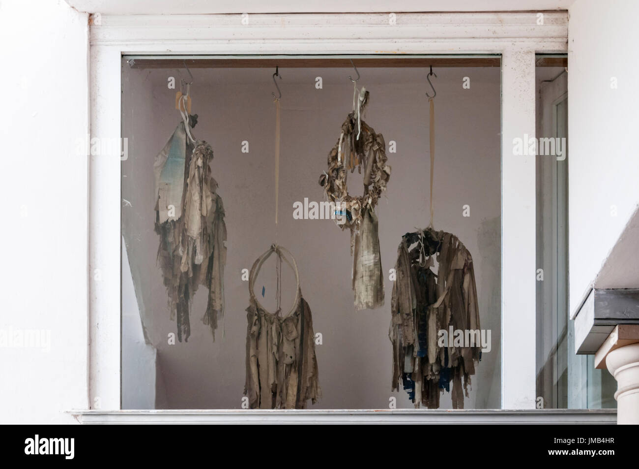 Maidens garland hi-res stock photography and images - Alamy