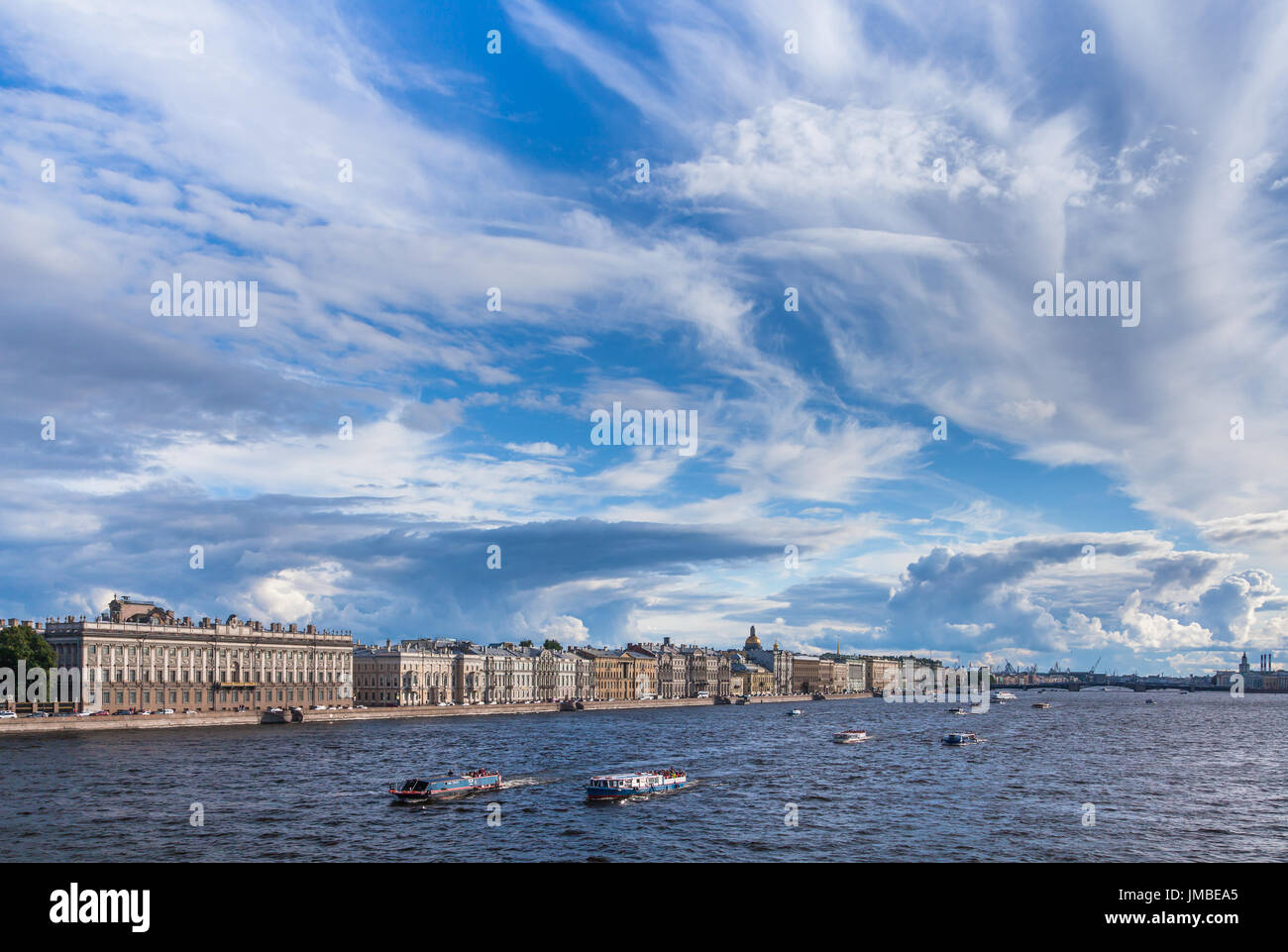 Spindrift ship hi-res stock photography and images - Alamy