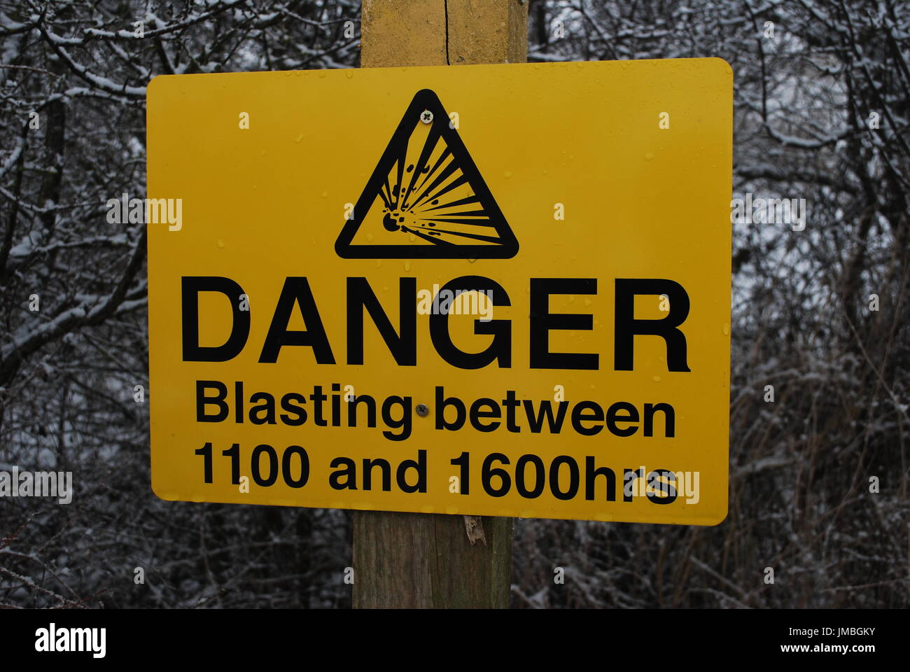Danger quarry blasting sign hi-res stock photography and images - Alamy