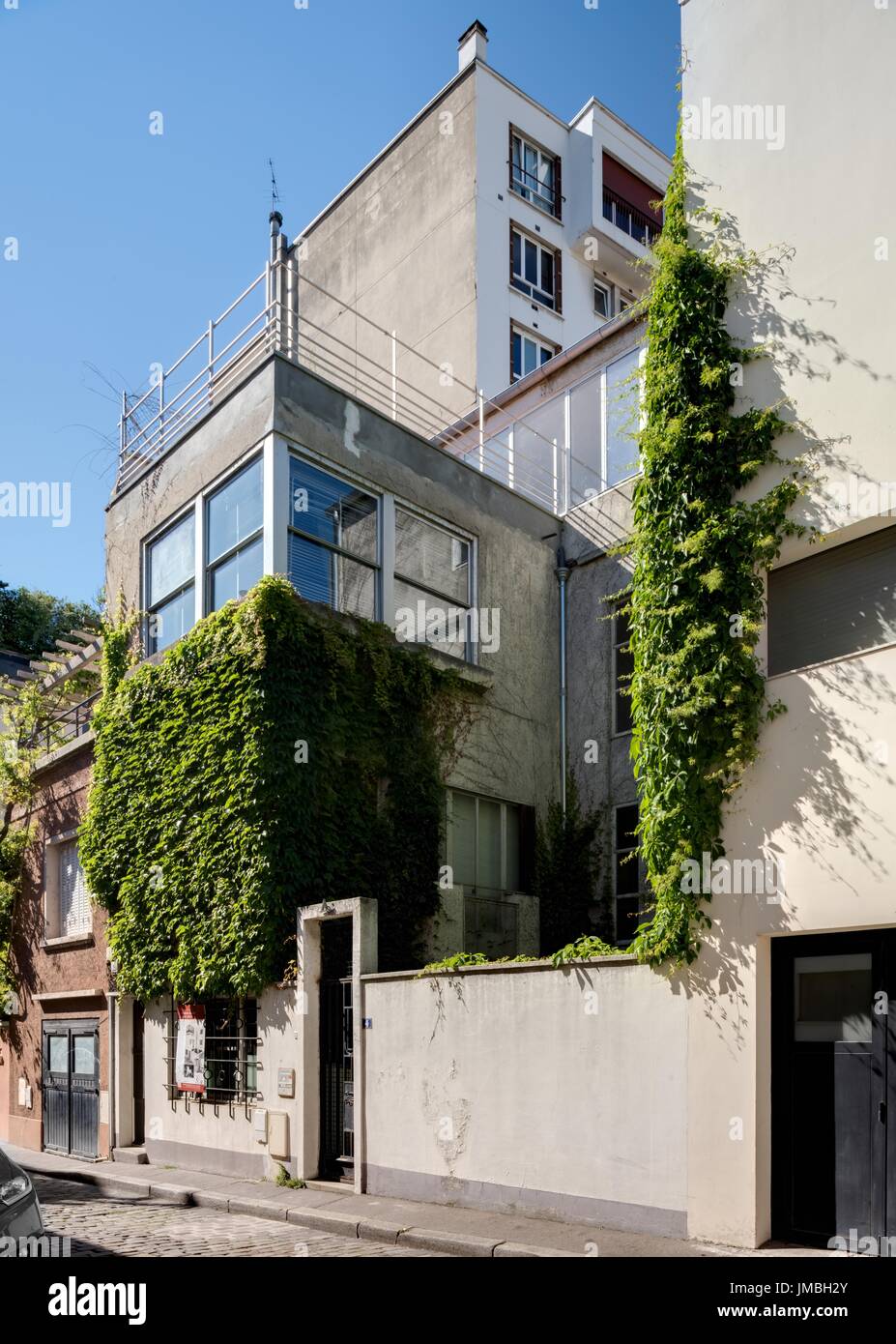 Paris, Andre Lurcat, Villa Seurat Stock Photo - Alamy