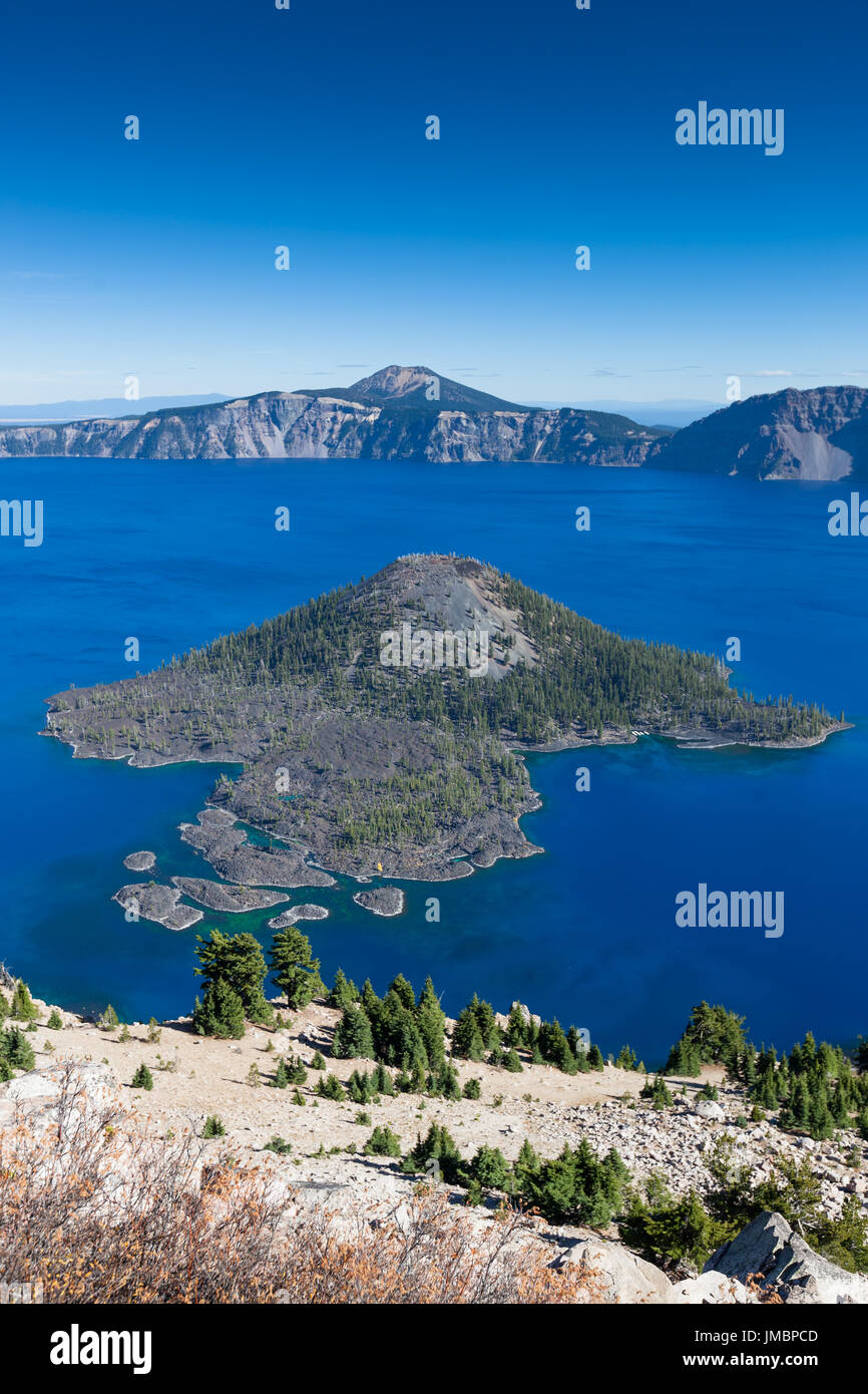Wizard island hi-res stock photography and images - Alamy