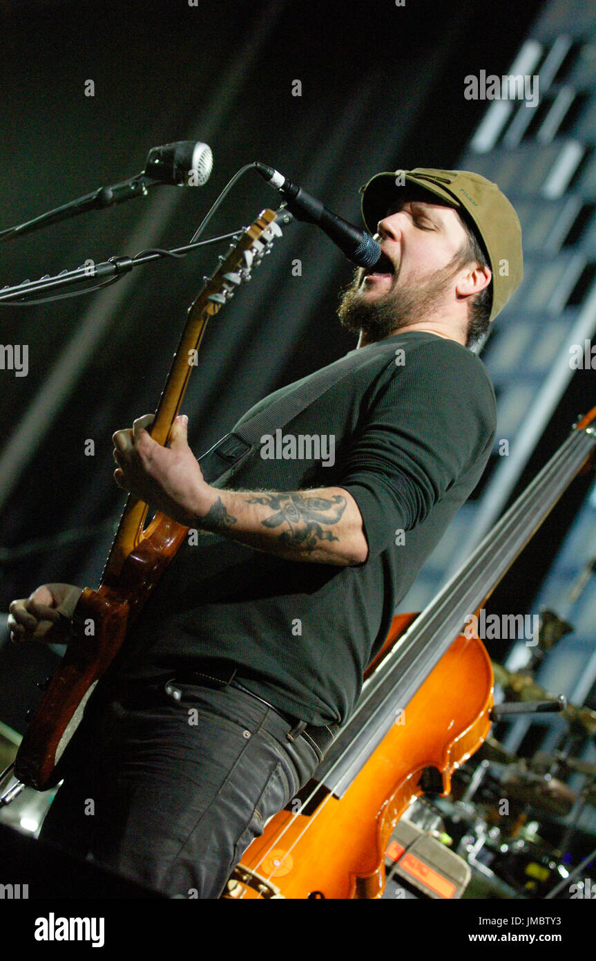 Modest mouse band hi-res stock photography and images - Alamy