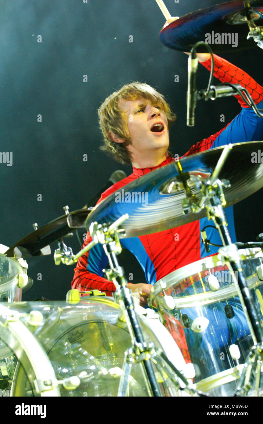 Dominic howard hi-res stock photography and images - Alamy