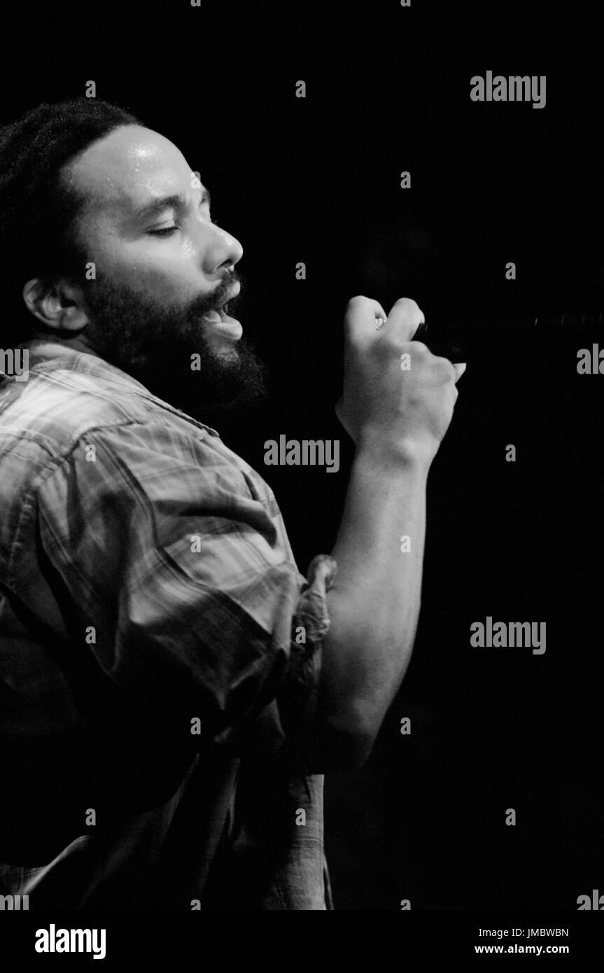 Ky mani marley performing at key club in hollywood Black and White ...