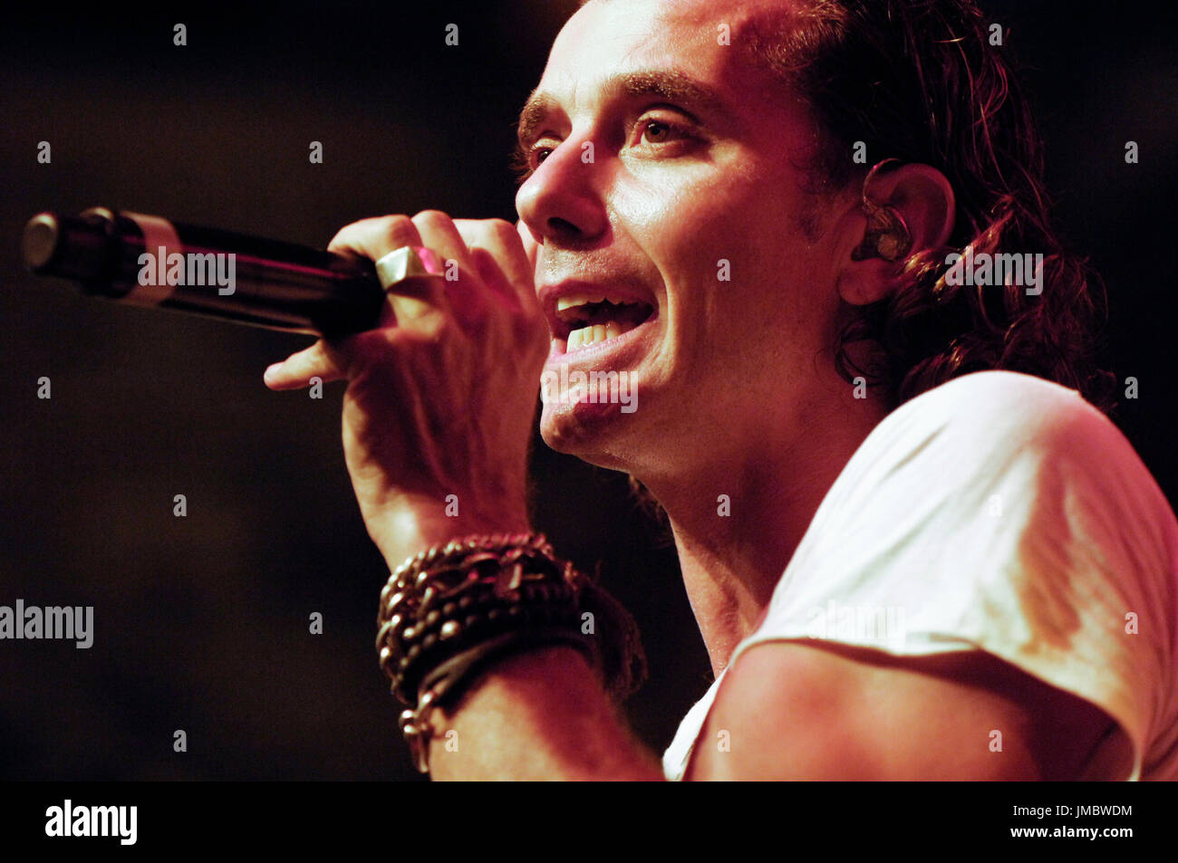 Gavin rossdale of bush hi-res stock photography and images - Alamy