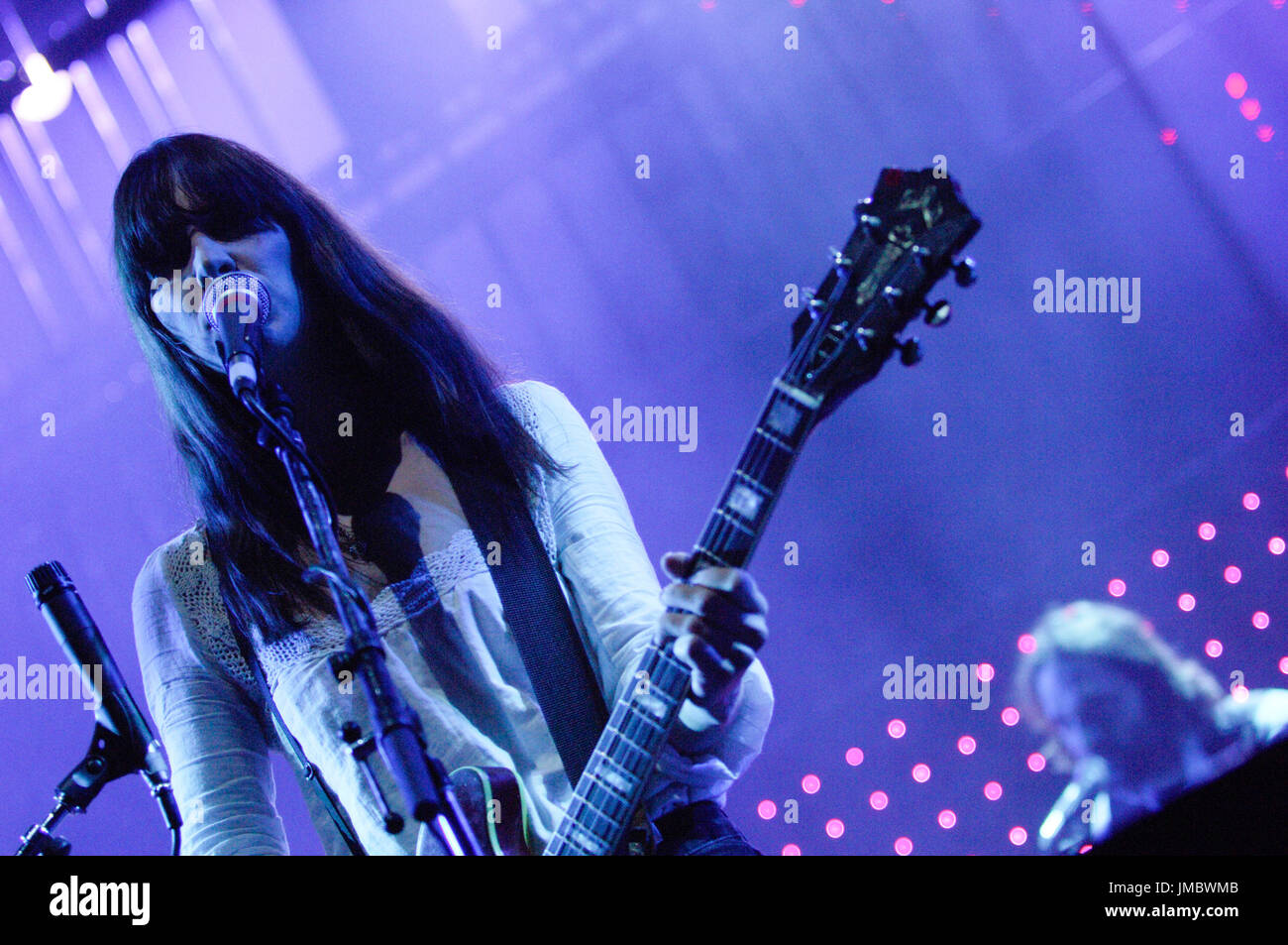 Leslie feist hi-res stock photography and images - Alamy