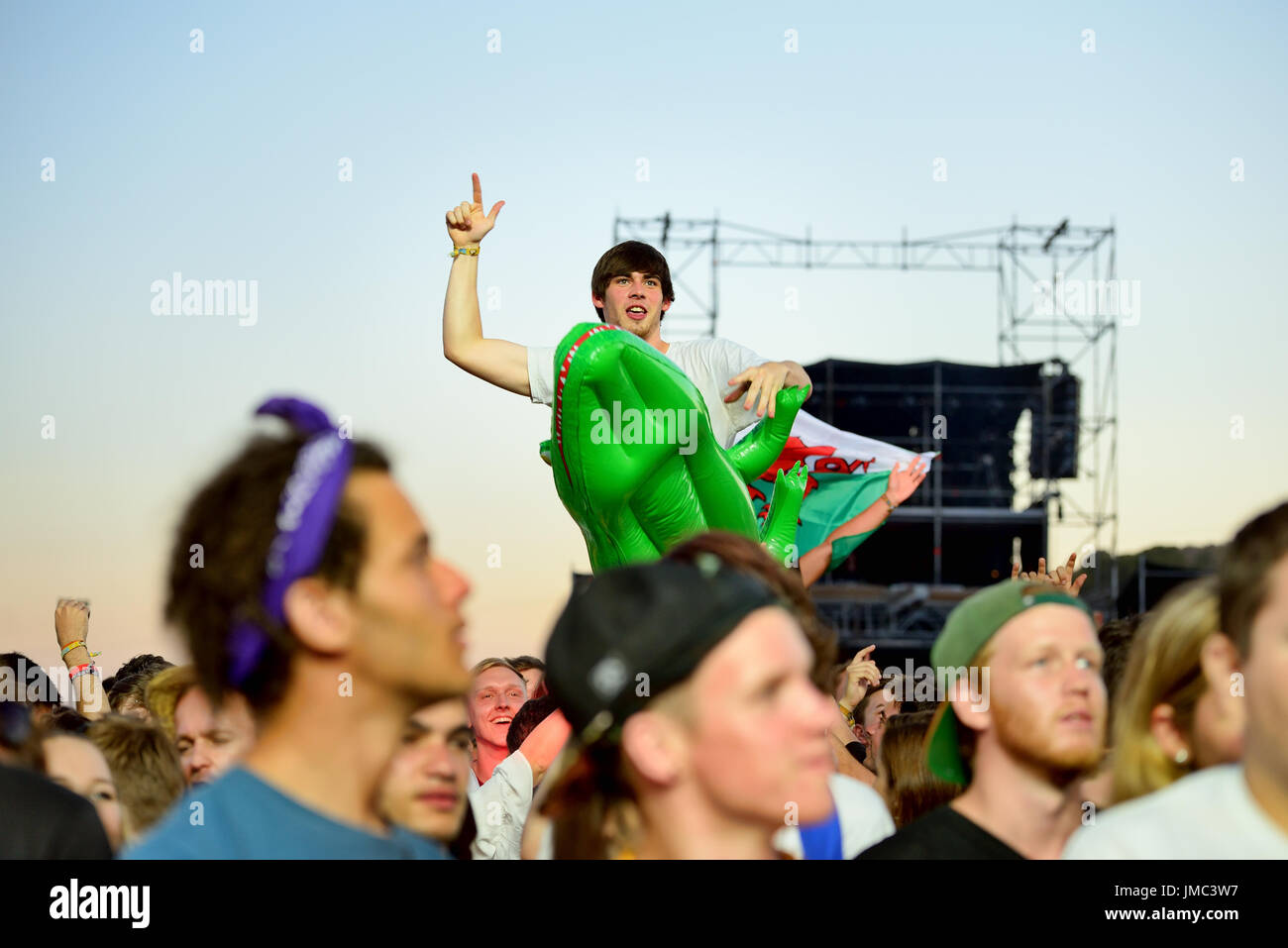 Rock music festival beach large stage hi-res stock photography and ...